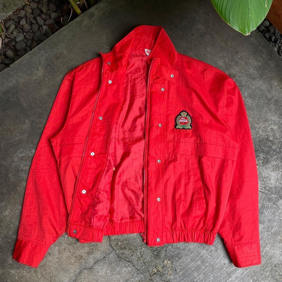 Coca-Cola Coke Tracksuit Jacket, Fesyen Pria, Pakaian , Baju Luaran di ...