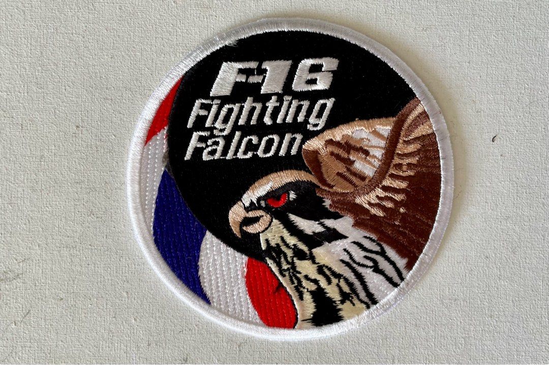 F-16 Fighting Falcon Swirl [Version 2] –, 44% OFF