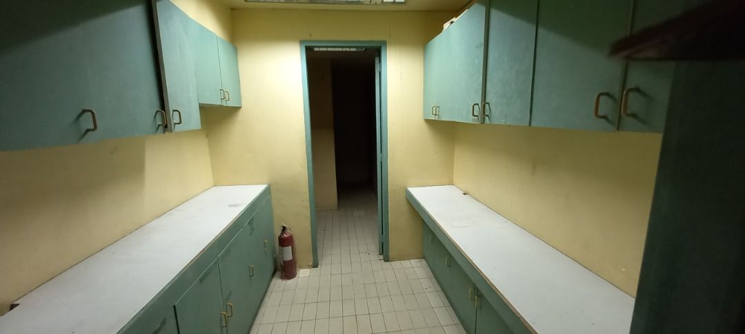 For sale: 2br condo at Chateau Verde Condominium Valle Verde 1 Pasig ...