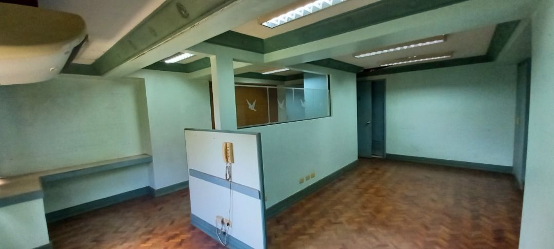 For sale: 2br condo at Chateau Verde Condominium Valle Verde 1 Pasig ...