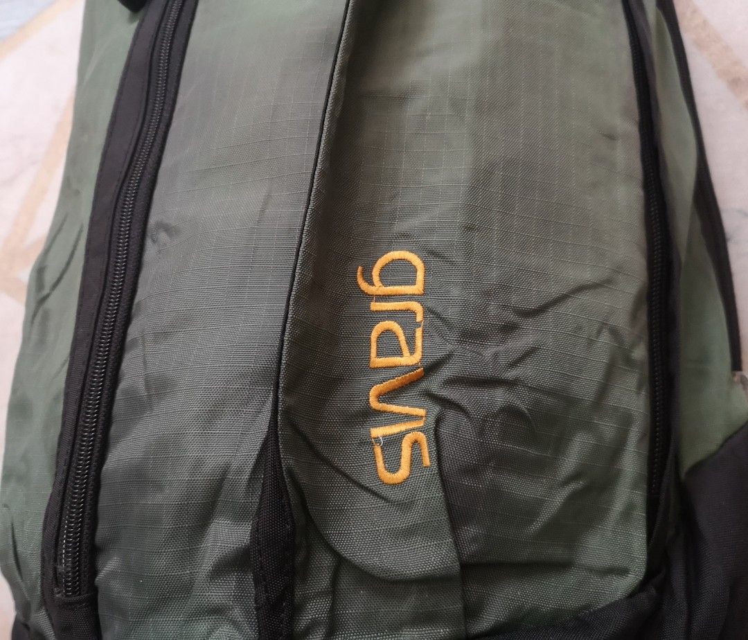 Gravis Backpack, Men's Fashion, Bags, Backpacks on Carousell