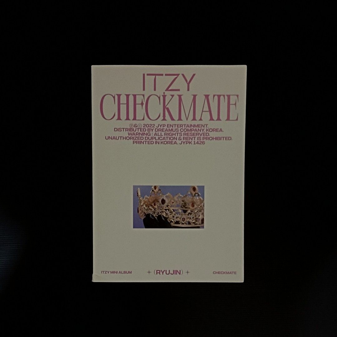 itzy checkmate album unsealed ryujin ver., K-Wave di Carousell