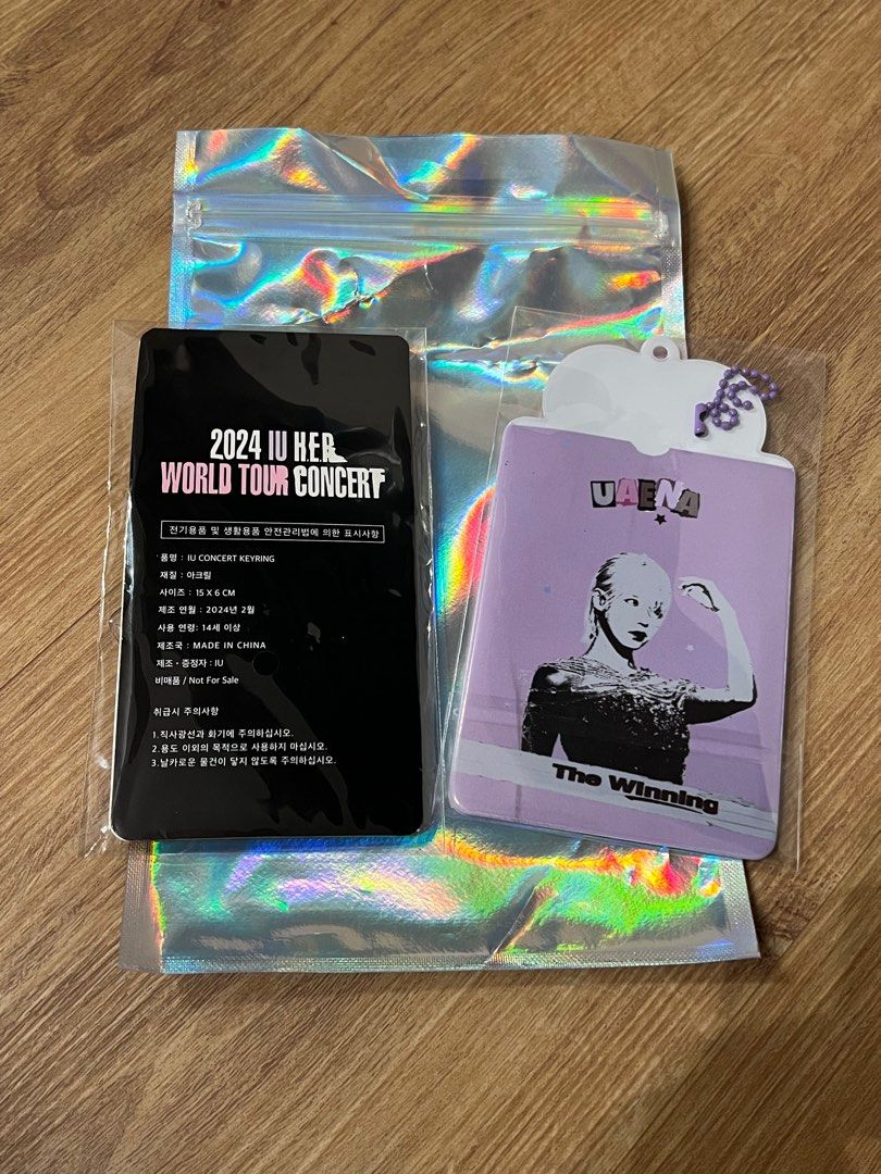 IU HER World Tour 2024 Concert Keychain , Hobbies & Toys, Memorabilia ...