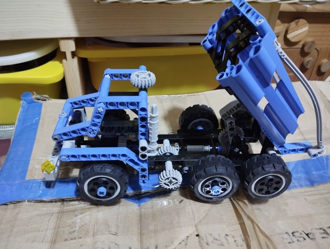 Lego Technic 8415 Dump Truck, Hobbies & Toys, Toys & Games on Carousell