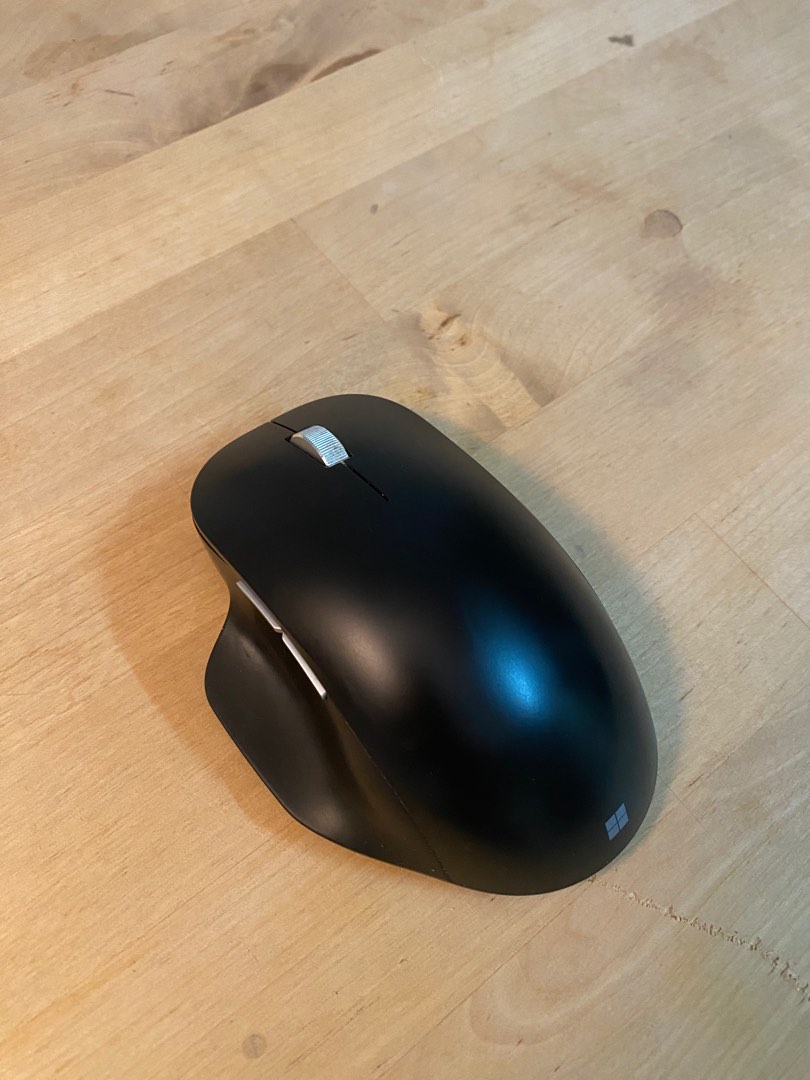 Microsoft Bluetooth Ergonomic Mouse 人體工學無線滑鼠, 電腦＆科技, 電腦周邊及配件, 電腦滑鼠及相關產品 ...