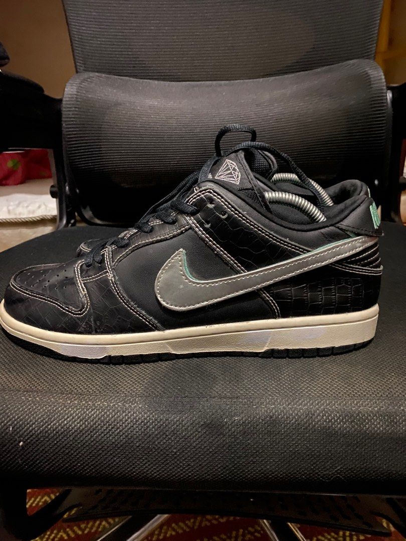 Nike Sb Diamond Supply, Men's Fashion, Footwear, Sneakers on Carousell