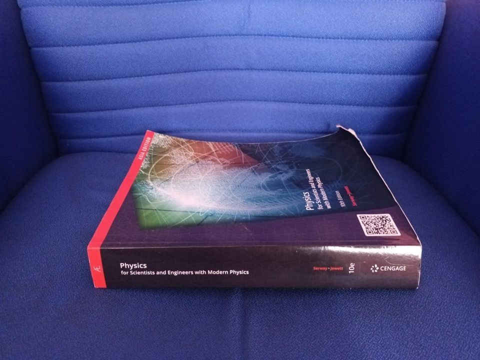 Physics for Scientists and Engineers with Modern Physics 10th Edition ...