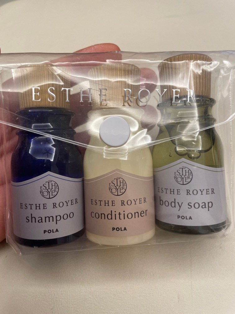 Pola Esthe Royal toiletries set (shampoo, conditioner, body wash ...