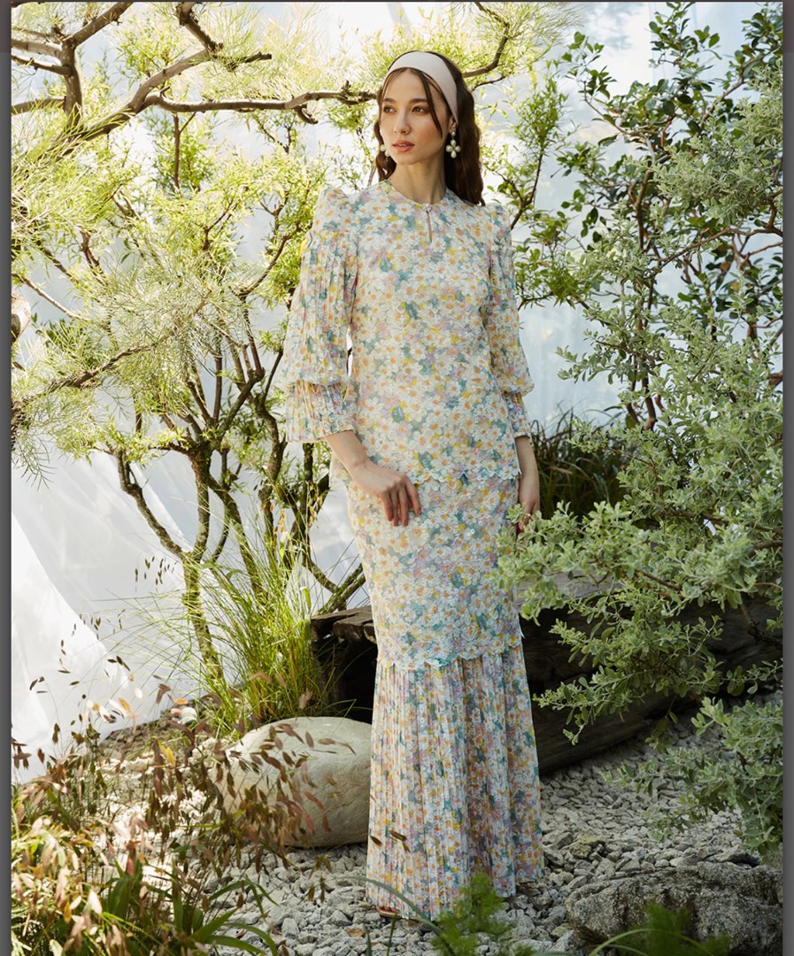 [RENT] INNAIRED RAYA 2024 | MIRIAM | (S), Women's Fashion, Muslimah ...