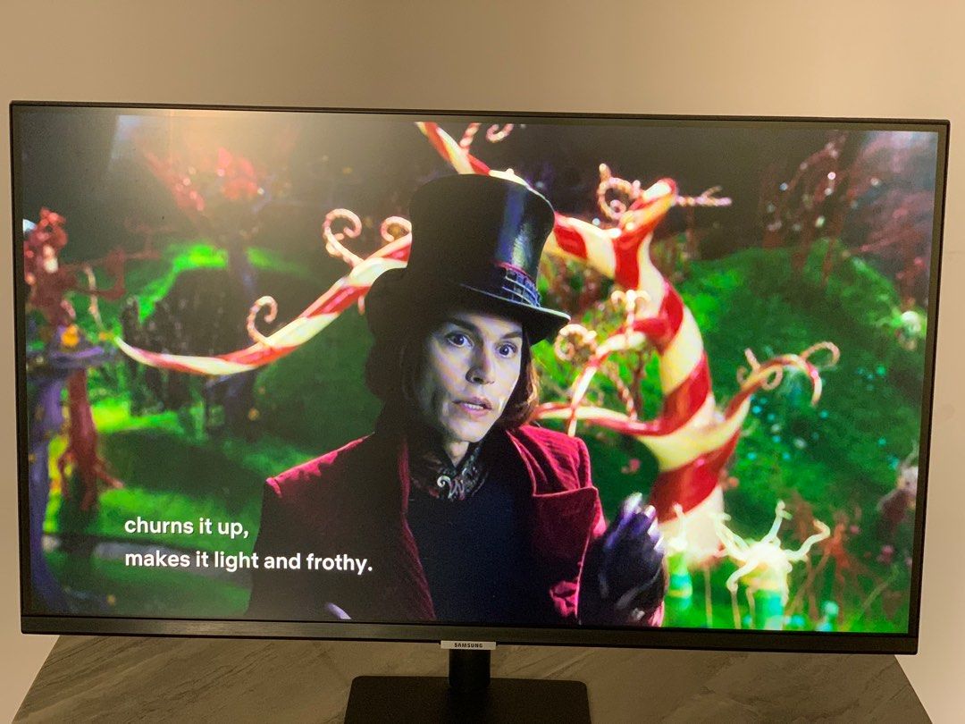 Samsung 32 inch FHD smart monitor / TV with embedded apps, Computers ...