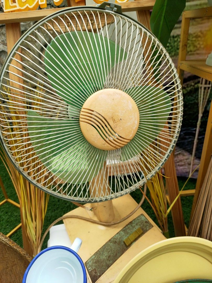 Sewa rental kipas lama 1980s backdrop photo Deco pentas rumah Hari raya ...