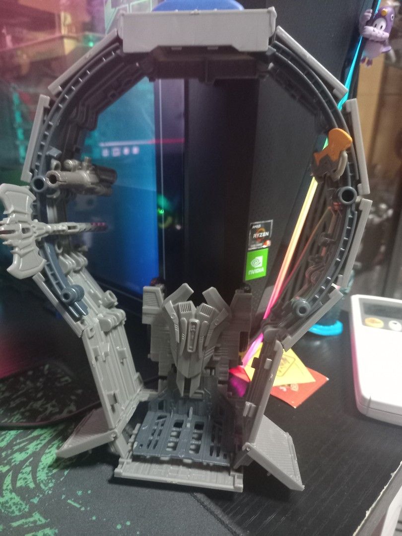 Transformers studio series 44 optimus prime, Hobbies & Toys, Toys ...