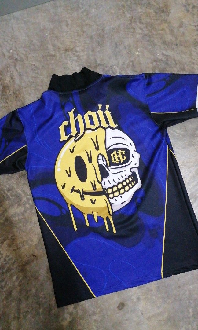 TSHIRT CHOI WORLDWIDE, Men's Fashion, Activewear on Carousell