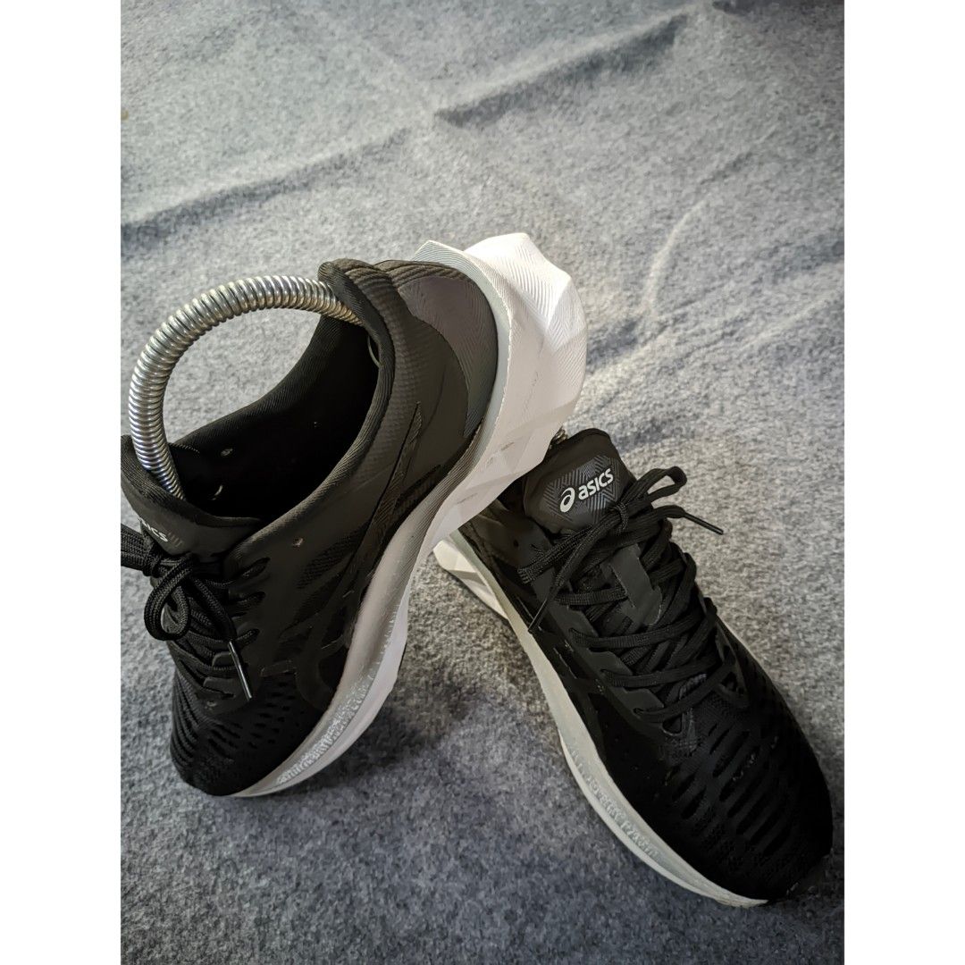 Asics Novablast not Kayano Nimbus Magic Speed Meta Speed, Fesyen Pria ...