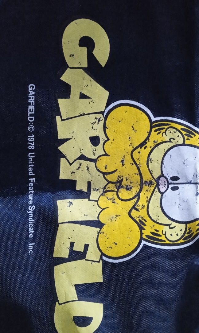 Beg garfield vintage copyright 1978, Hobbies & Toys, Collectibles ...