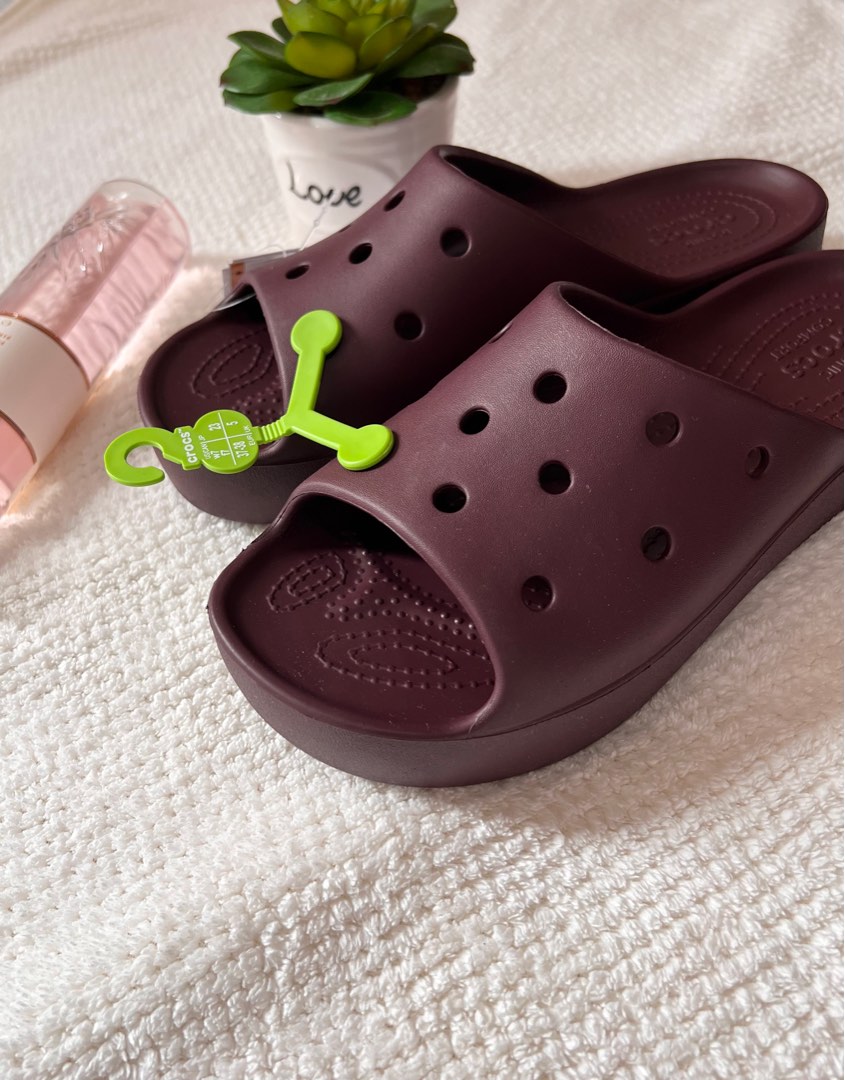 Crocs Classic Platform Slide in Deep Cherry, Women's Fashion, Footwear ...