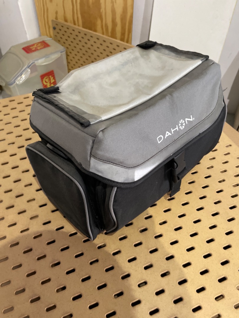 Dahon Front Carrier Block and Bag, Sports Equipment, Bicycles & Parts ...