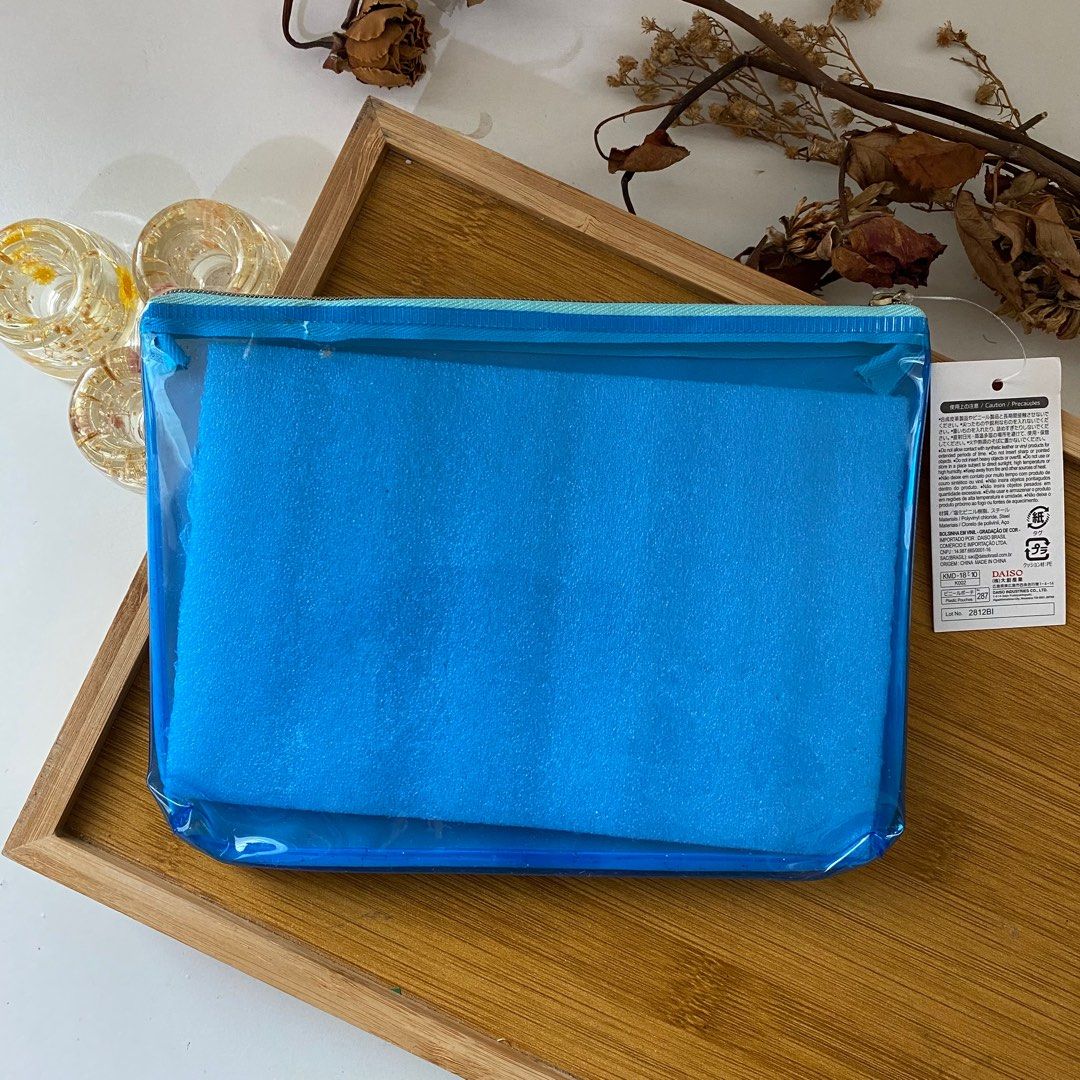 Daiso Japan Vinyl Pouch, Women's Fashion, Bags & Wallets, Purses ...