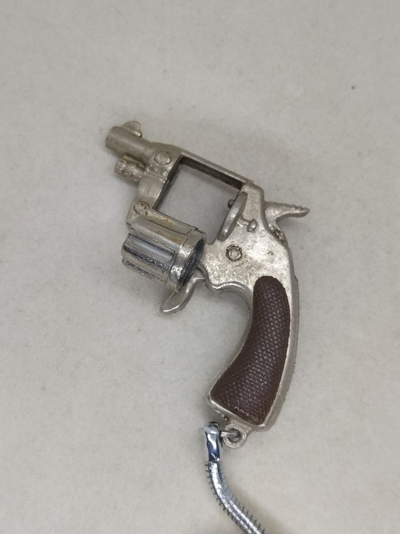 Diecast Colt Revolver Keychain, Hobbies & Toys, Toys & Games on Carousell