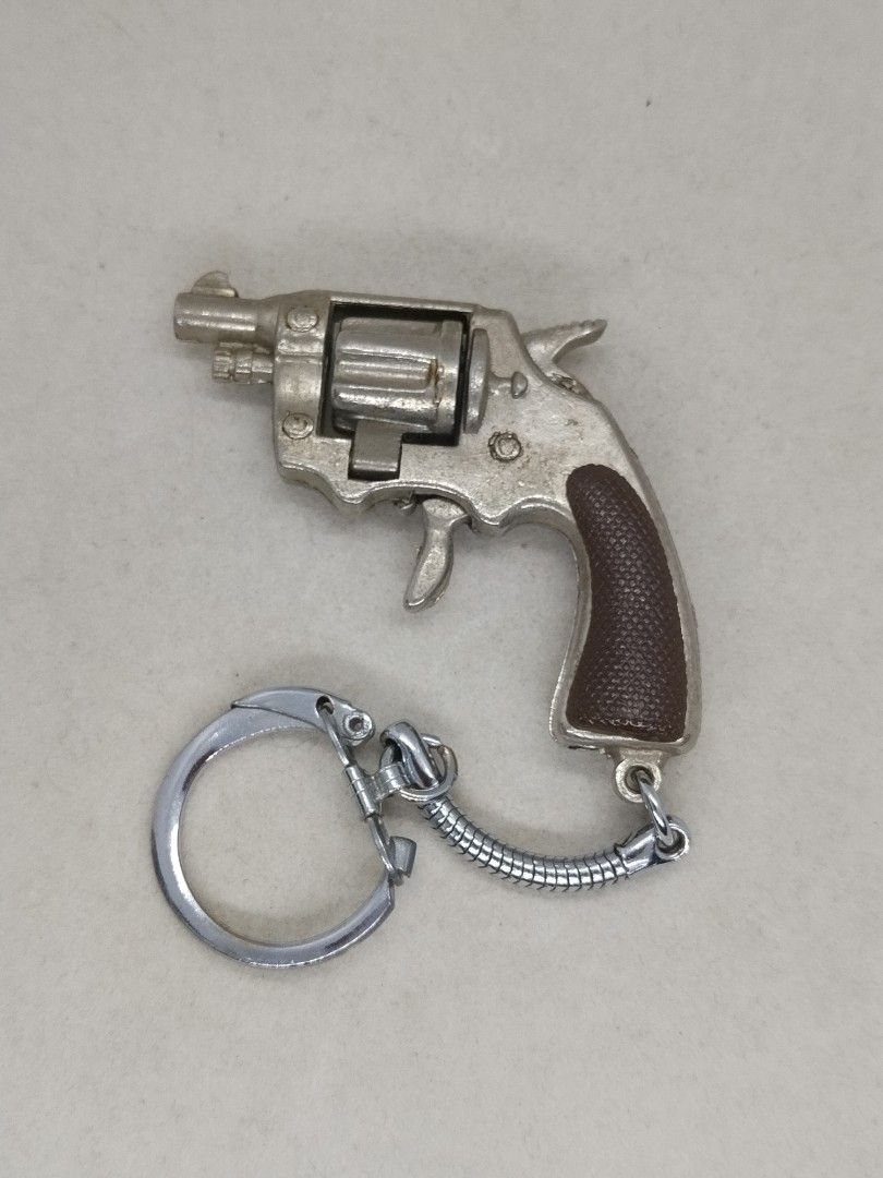Diecast Colt Revolver Keychain, Hobbies & Toys, Toys & Games on Carousell