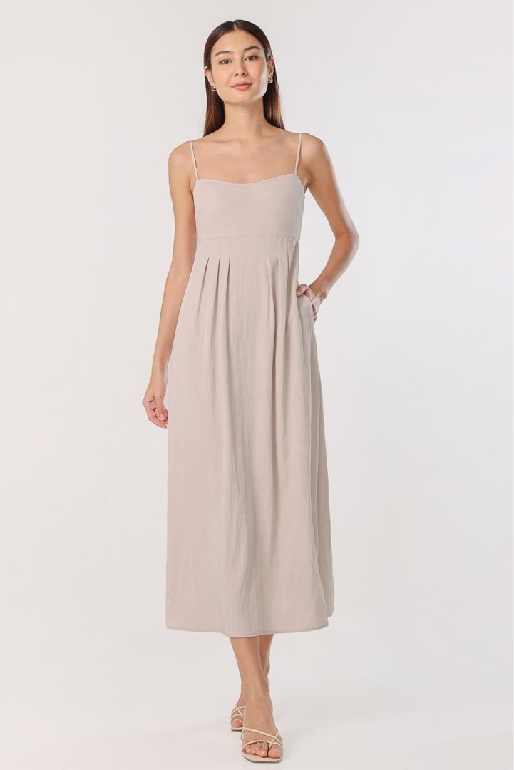 ERIN PADDED SIDE PLEATED MIDAXI DRESS IN BONE, Women's Fashion, Dresses ...
