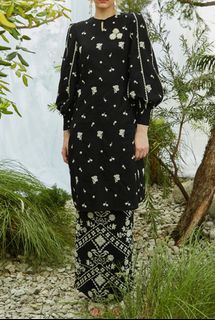 Innai & Co, Women's Fashion, Muslimah Fashion, Baju Kurung & sets on ...