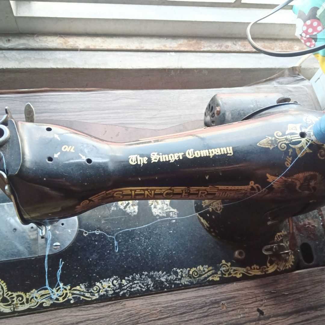 Sale Rp 500rb Mesin Jahit Singer Classic + Kaki + Meja, Perabotan Rumah ...