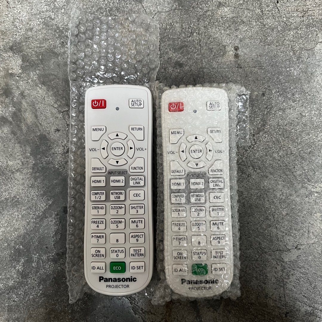 panasonic projector remote id