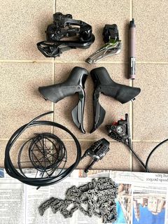 Shimano Ultegra Carbon RS700 Wheelset with 105 R7000 Cassette and ...