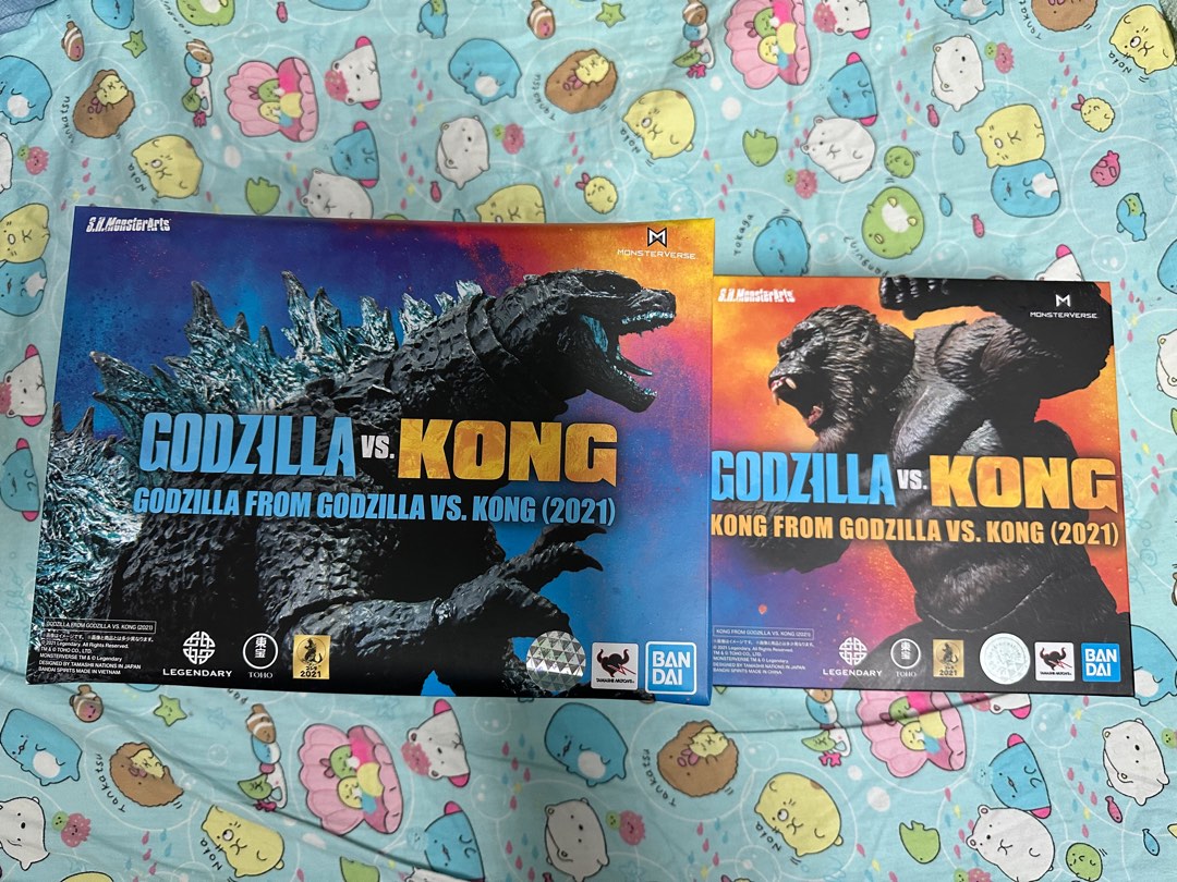 SHM Godzilla vs. Kong (2021) 1 Set 2, 興趣及遊戲, 玩具 & 遊戲類 - Carousell