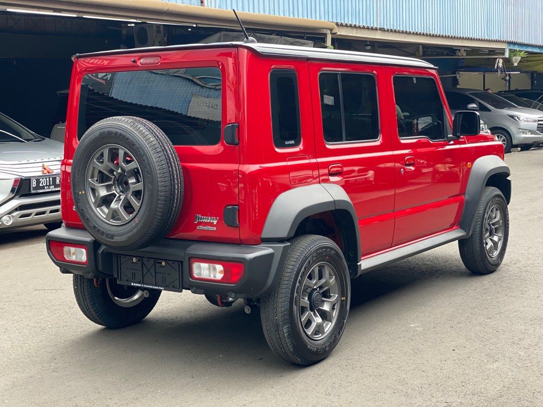 SUZUKI JIMNY 5 DOORS 2023 RED, Mobil & Motor, Mobil untuk Dijual di ...