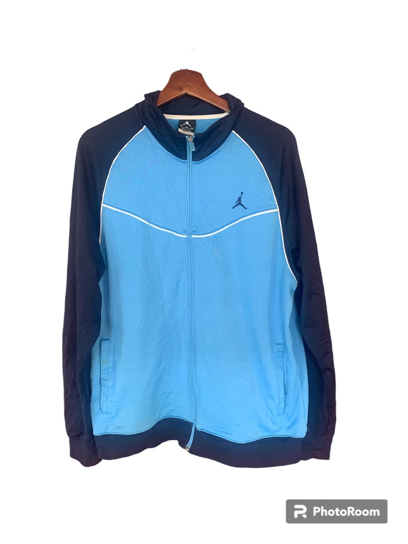 Vintage Air Jordon Tracktop, Men's Fashion, Tops & Sets, Hoodies on ...