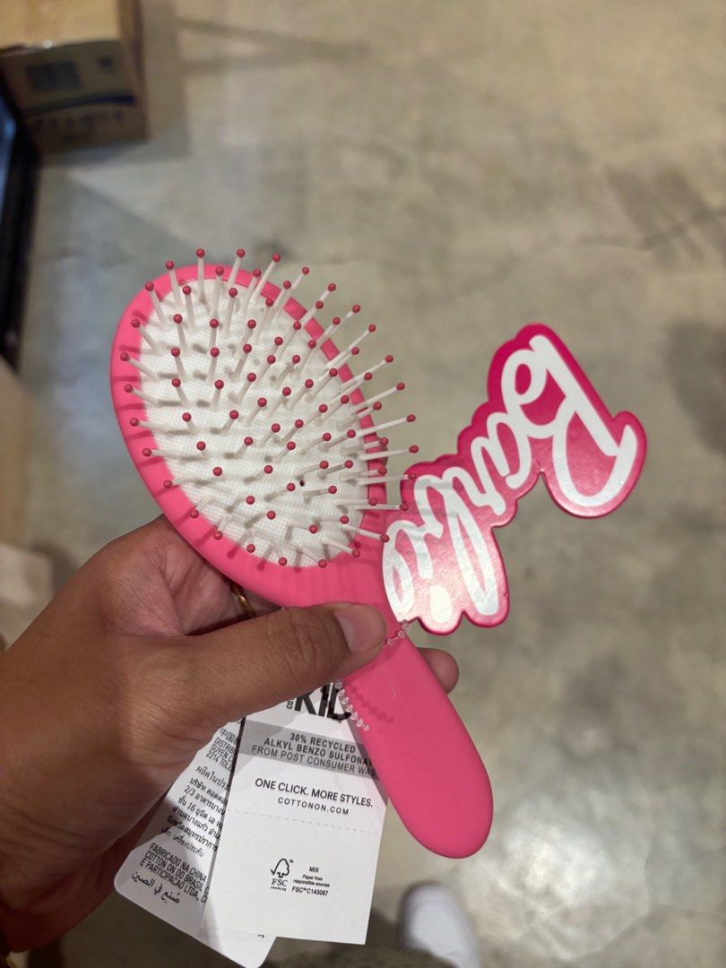 Barbie comb, Beauty & Personal Care, Hair on Carousell