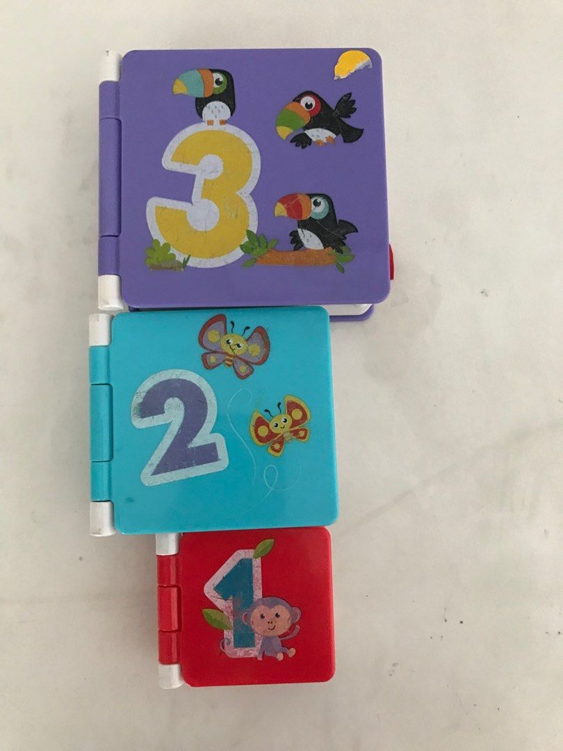 Buku baby 1 set 3 buku, Bayi & Anak, Mainan & Baby Walker di Carousell