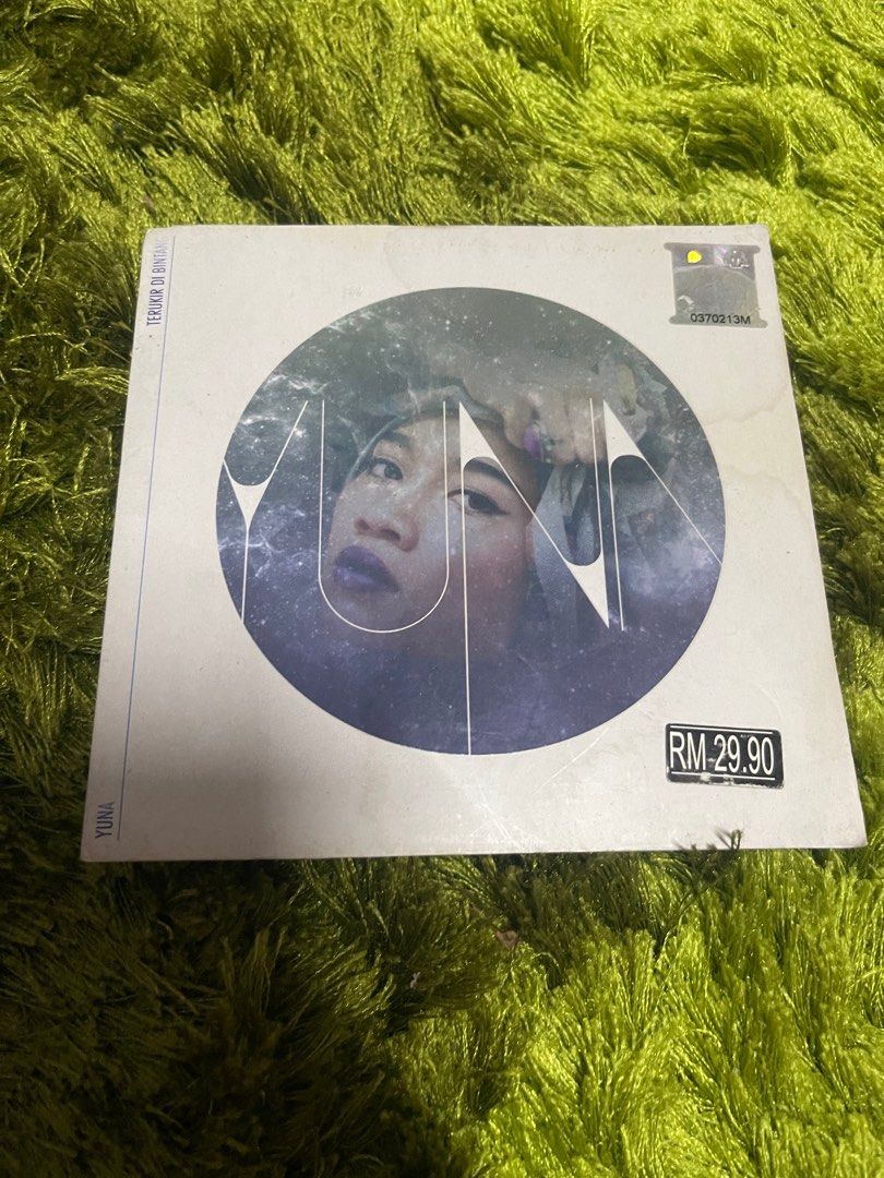 Cd Yuna - Terukir Di Bintang 1st press, Hobbies & Toys, Music & Media ...