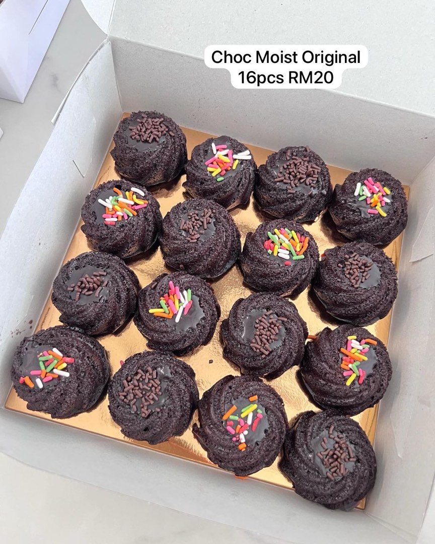 Choc Moist Cake Spiral with fillings / Potluck Raya / Jamuan Raya ...