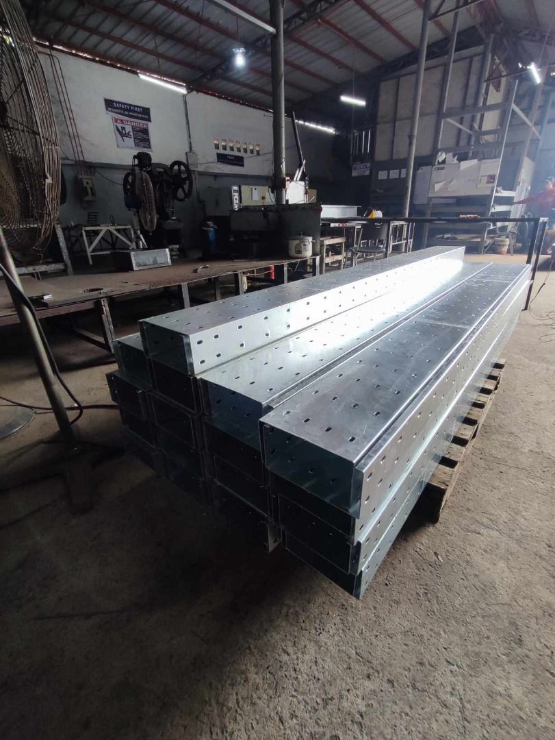 HOT DIP GALVANIZED CABLE TRAY PERFORATED, Commercial & Industrial ...