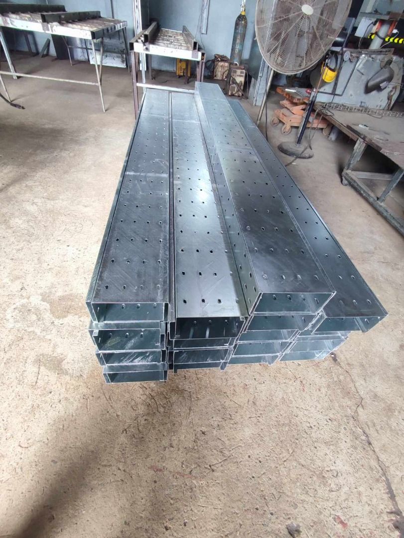 HOT DIP GALVANIZED CABLE TRAY PERFORATED, Commercial & Industrial ...