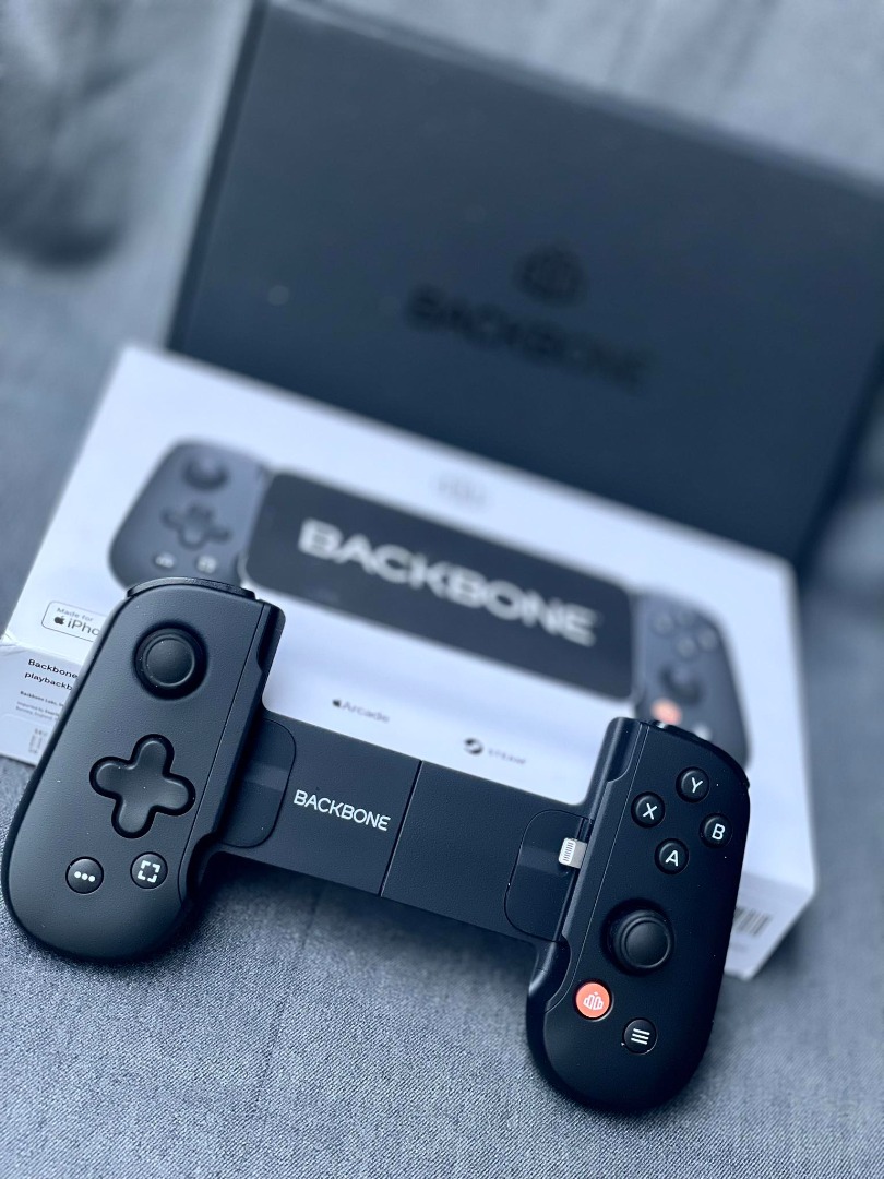 iPhone (Backbone One Gen 2 Controller), Mobile Phones & Gadgets, Mobile ...