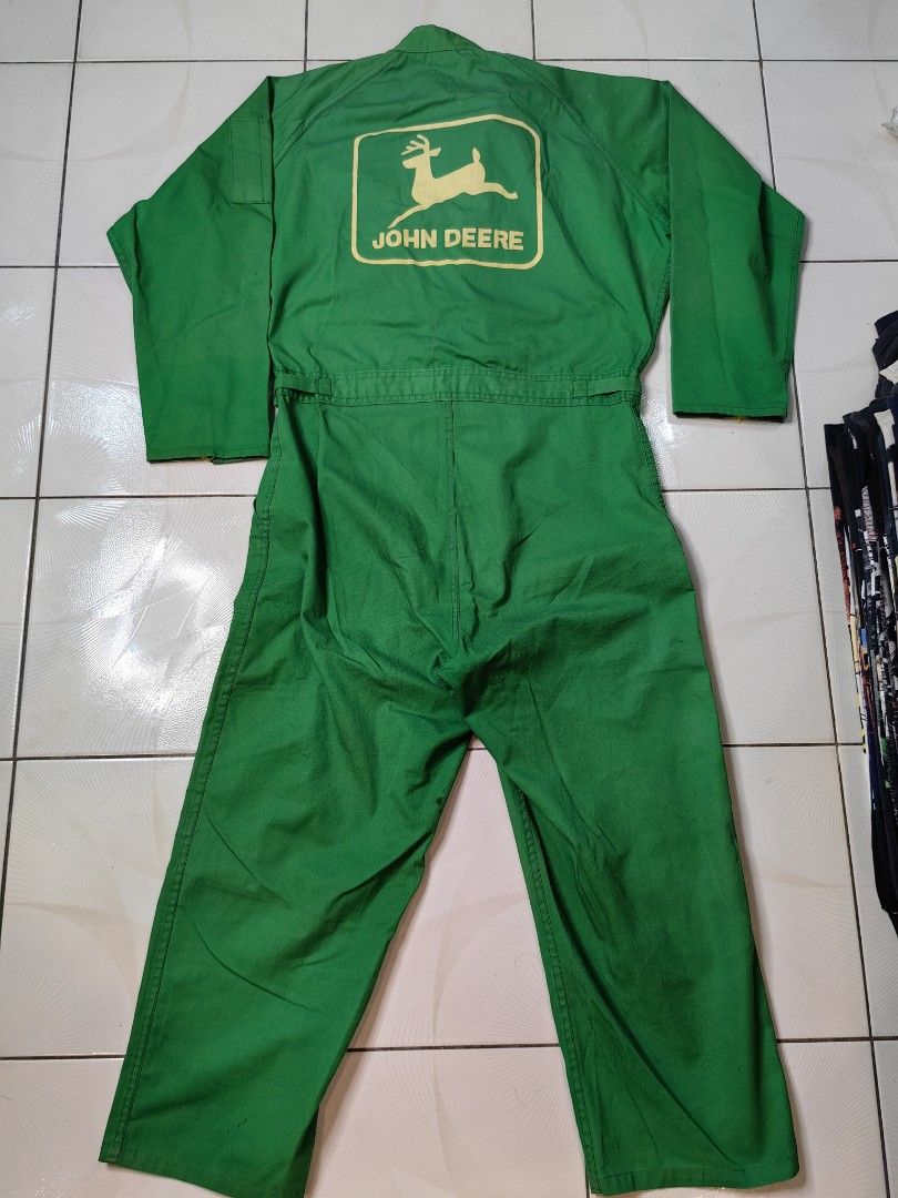 John deere Coveroll, Men's Fashion, Activewear on Carousell
