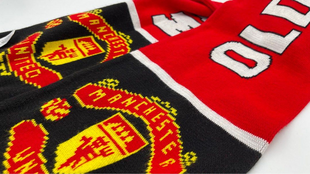 Manchester United Original Mafla bought from Old Trafford, Sports ...