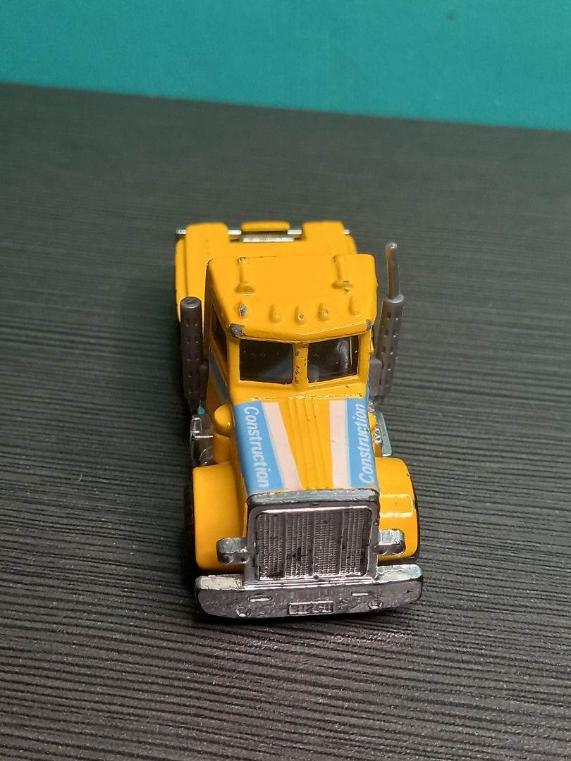 Peterbilt 1981 Matchbox Diecast, Hobbies & Toys, Toys & Games on Carousell
