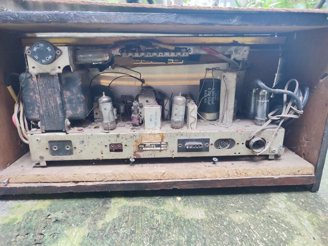 Radio tabung Philips B-Ampli, Antik, Furnitur di Carousell
