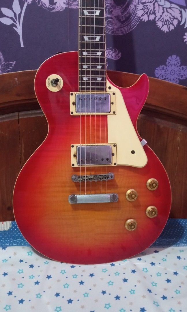 Rare Vintage Les Paul Guitar Korea, Hobbies & Toys, Music & Media ...