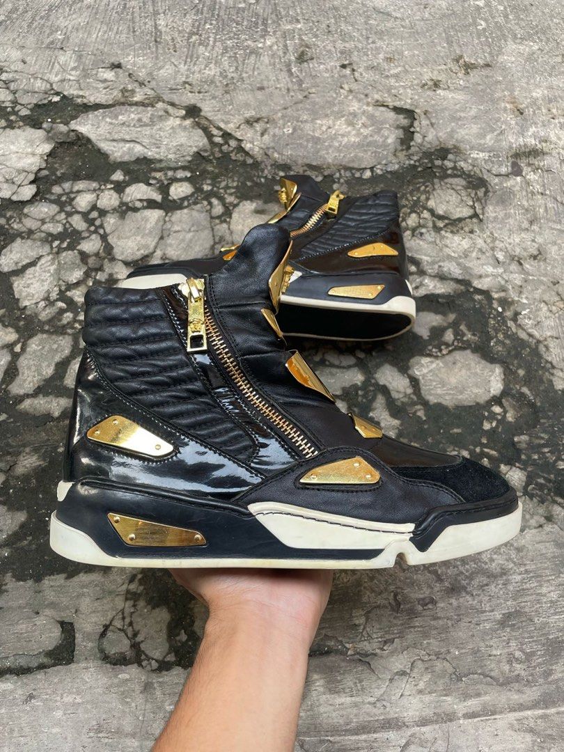 Sepatu luxury versace made in italy size 42, Fesyen Pria, Sepatu ...