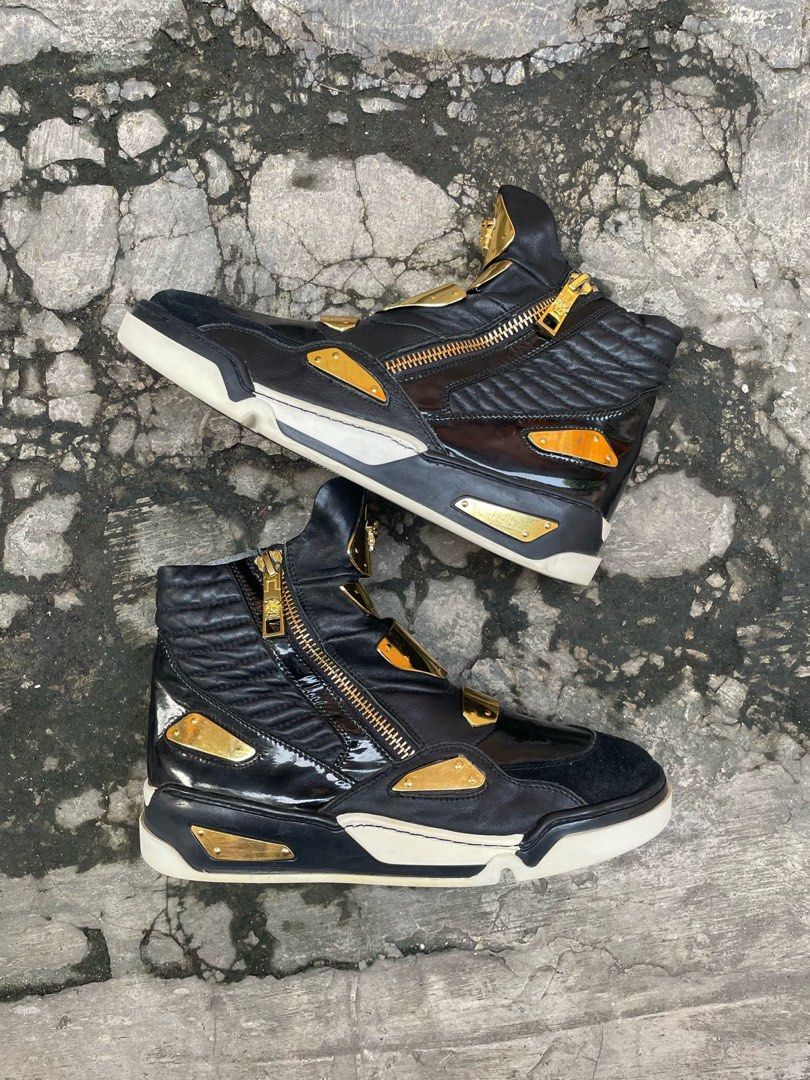 Sepatu luxury versace made in italy size 42, Fesyen Pria, Sepatu ...