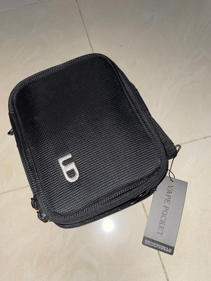 Vape Bag, many compartments for vape thing, Women's Fashion, Bags ...