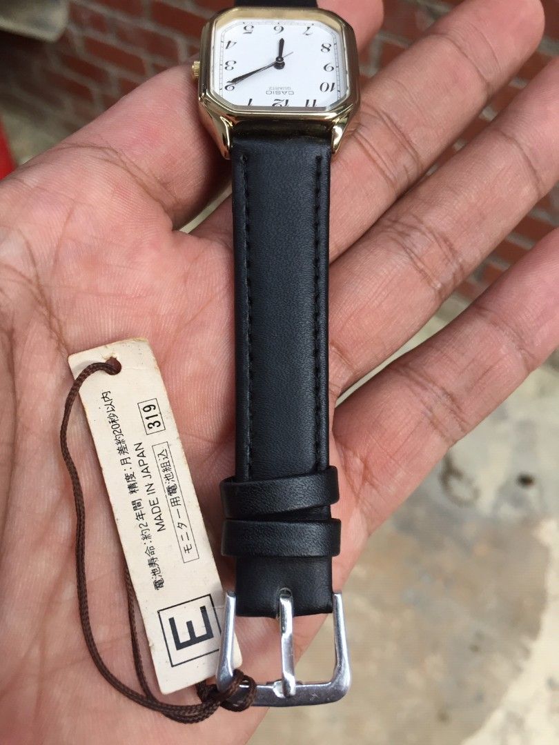 Vintage Casio Traddy Hexagon MV-305G, Men's Fashion, Watches ...