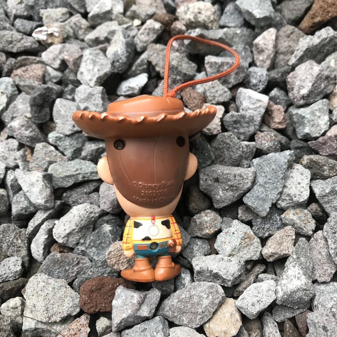 Woody Toy Story Disney Pixar Keychain, Antik, Pajangan di Carousell