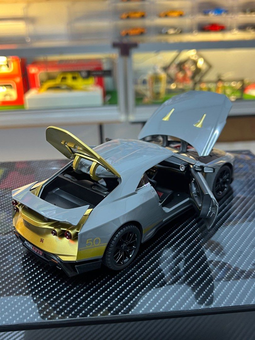 1/24 Model NISSAN SKYLINE GTR R50 Diecast Model Toy And Gift Collection ...